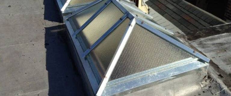How To Fix Skylight Condensation Problems | Skylight Repair
